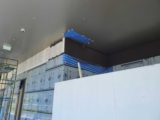 TOA Decor Stone Look รีวิว พ่นผนังอาคารสำนักงาน !! - By ช่างเสือ ทาสี